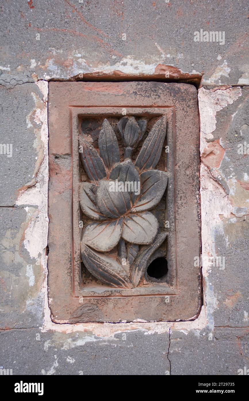 Brick carving patterns on the walls of the Eastern Tombs of the Qing ...