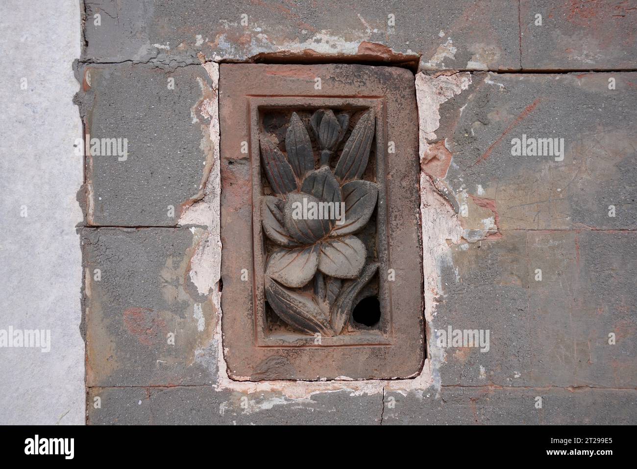 Brick carving patterns on the walls of the Eastern Tombs of the Qing ...