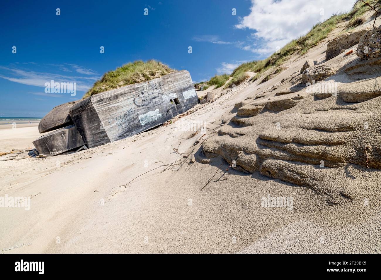 Bunkers destroyed hi-res stock photography and images - Alamy