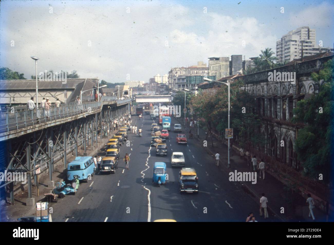 Traffic at Charni Road Railway Station Bridge, Bombay, India Stock ...