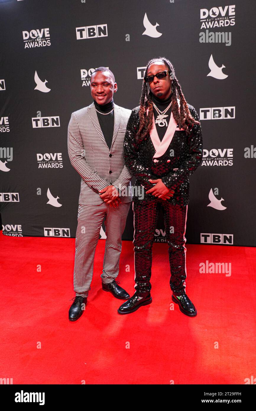 Nashville, Tennessee, USA, October 17, 2023. 1k Phew On the red carpet ...