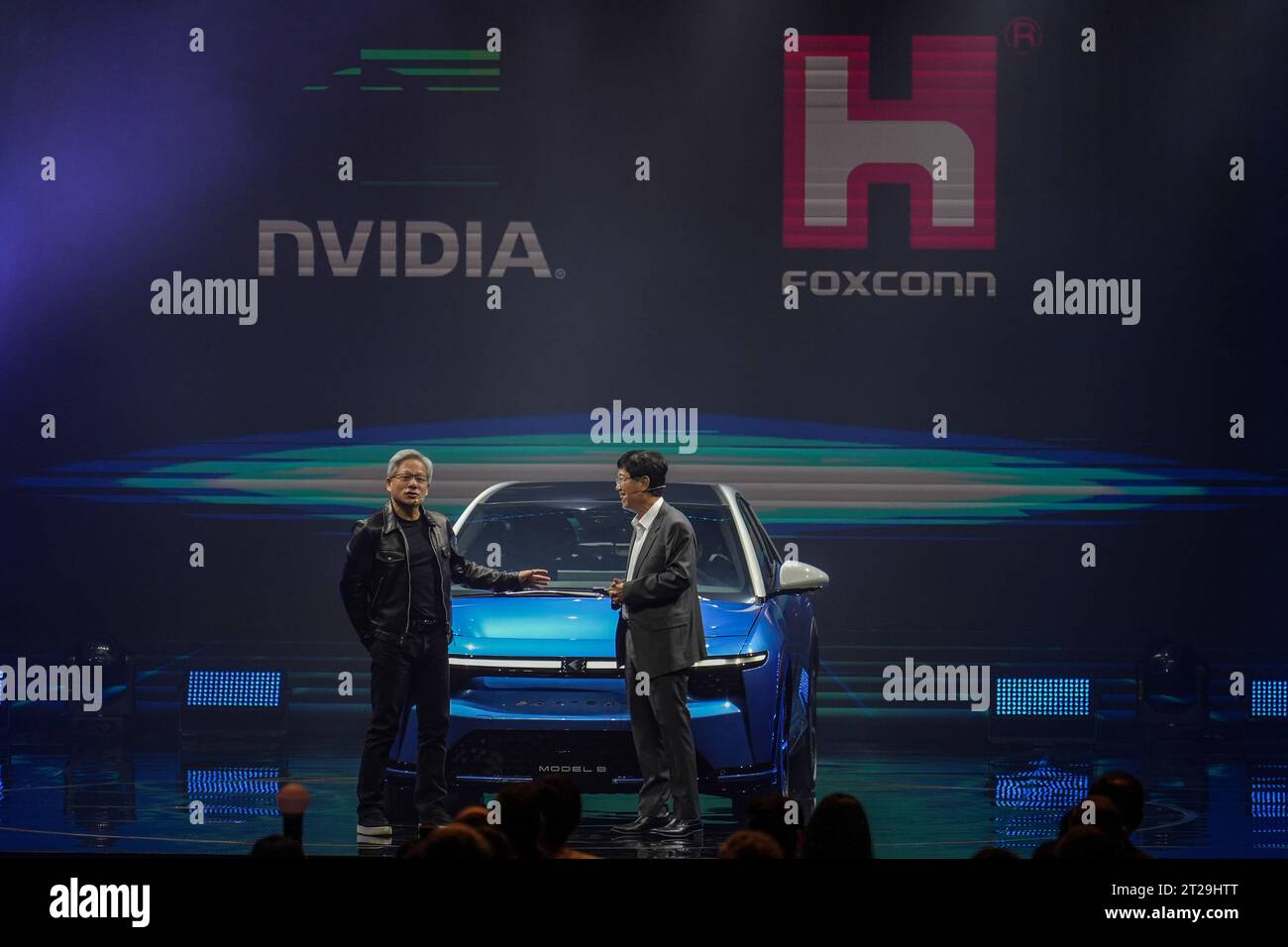 Taipei, Taiwan. 18th Oct, 2023. Jensen Huang (L ), NVIDIA president ...