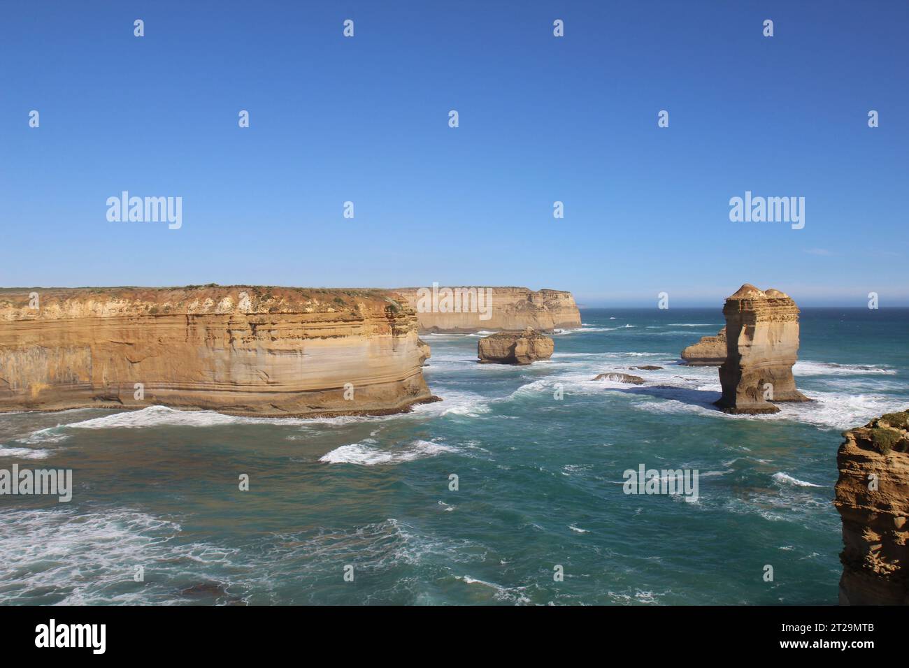 The rock stacks that comprise the Twelve Apostles in Port Campbell ...