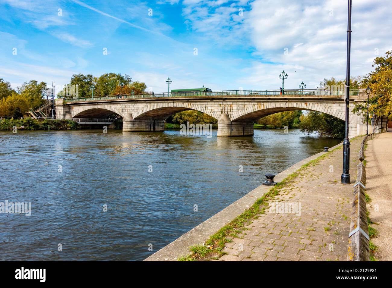 Blue sky with a bridge hi-res stock photography and images - Alamy