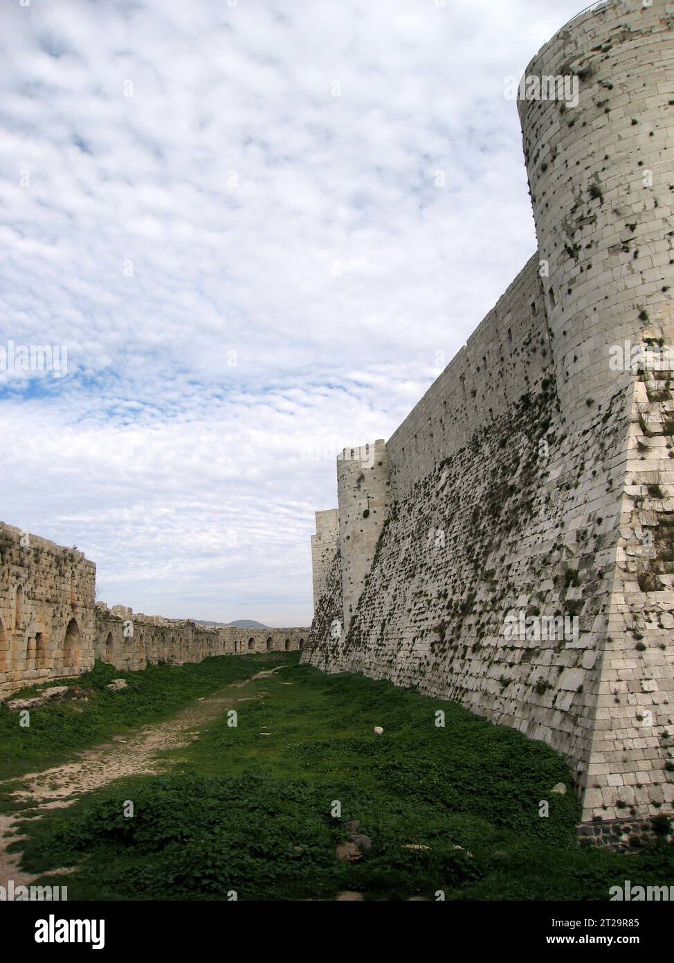 Krak des chevaliers syria hi-res stock photography and images - Alamy