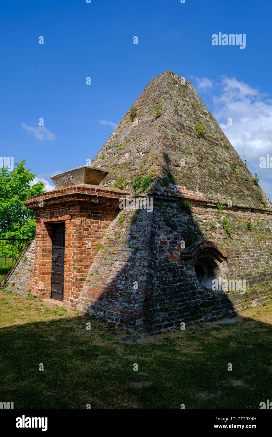 The Pyramid of Rosen, built in 1780, is a pyramid tomb by the architect ...