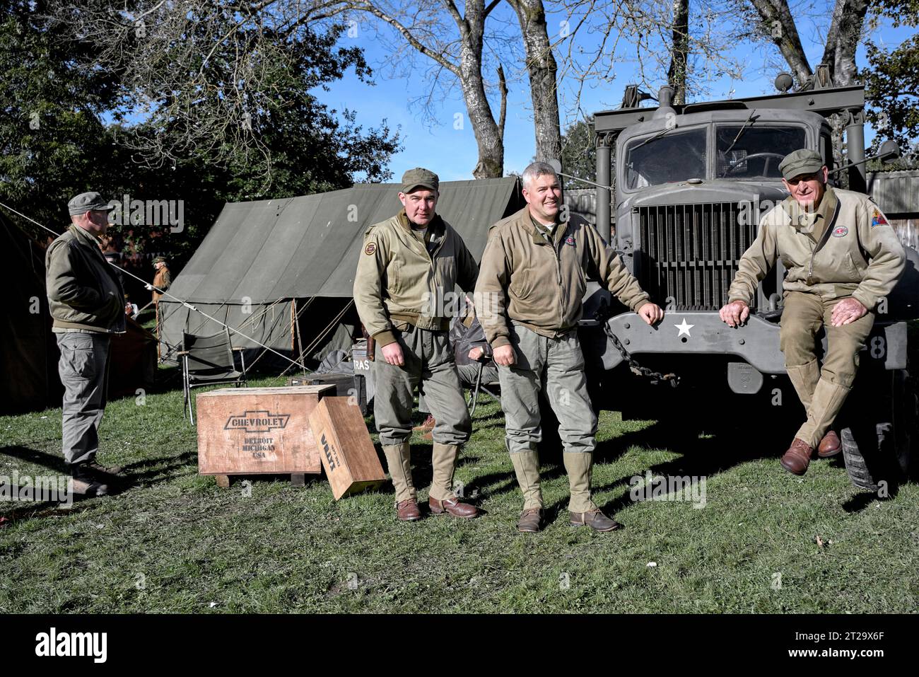 American soldiers WW2 and USA army truck. 1940s WW2 reenactment, Avoncroft Museum, Bromsgrove ...