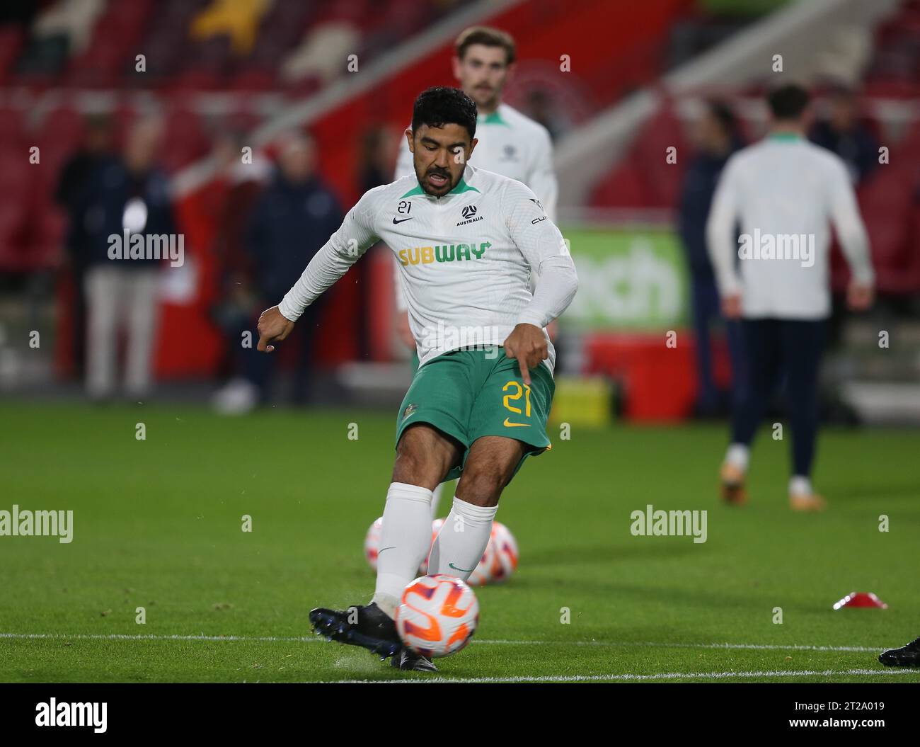 Massimo Luongo of Australia & Ipswich Town warms up. - Australia v New ...