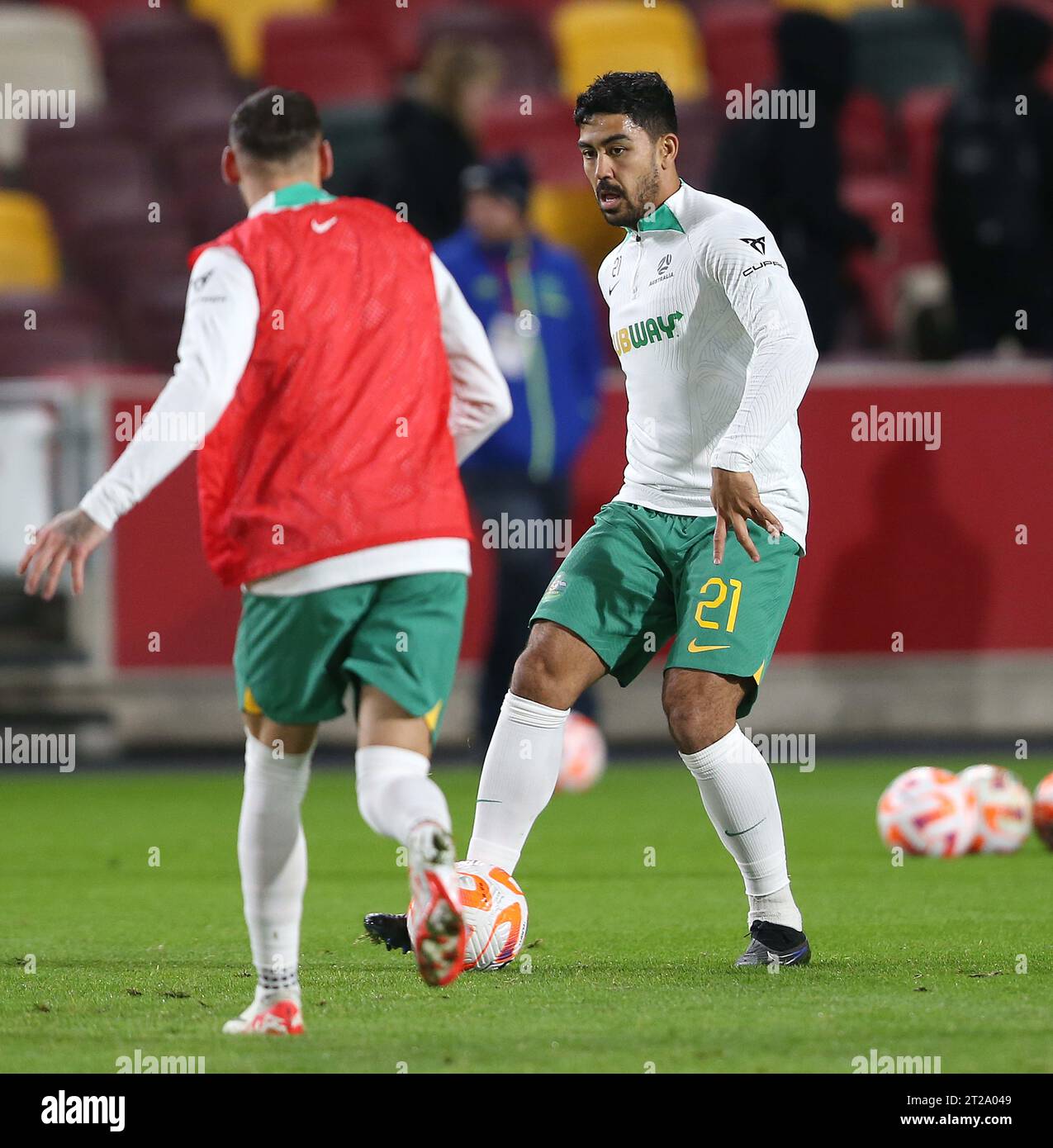 Massimo Luongo of Australia & Ipswich Town warms up. - Australia v New ...