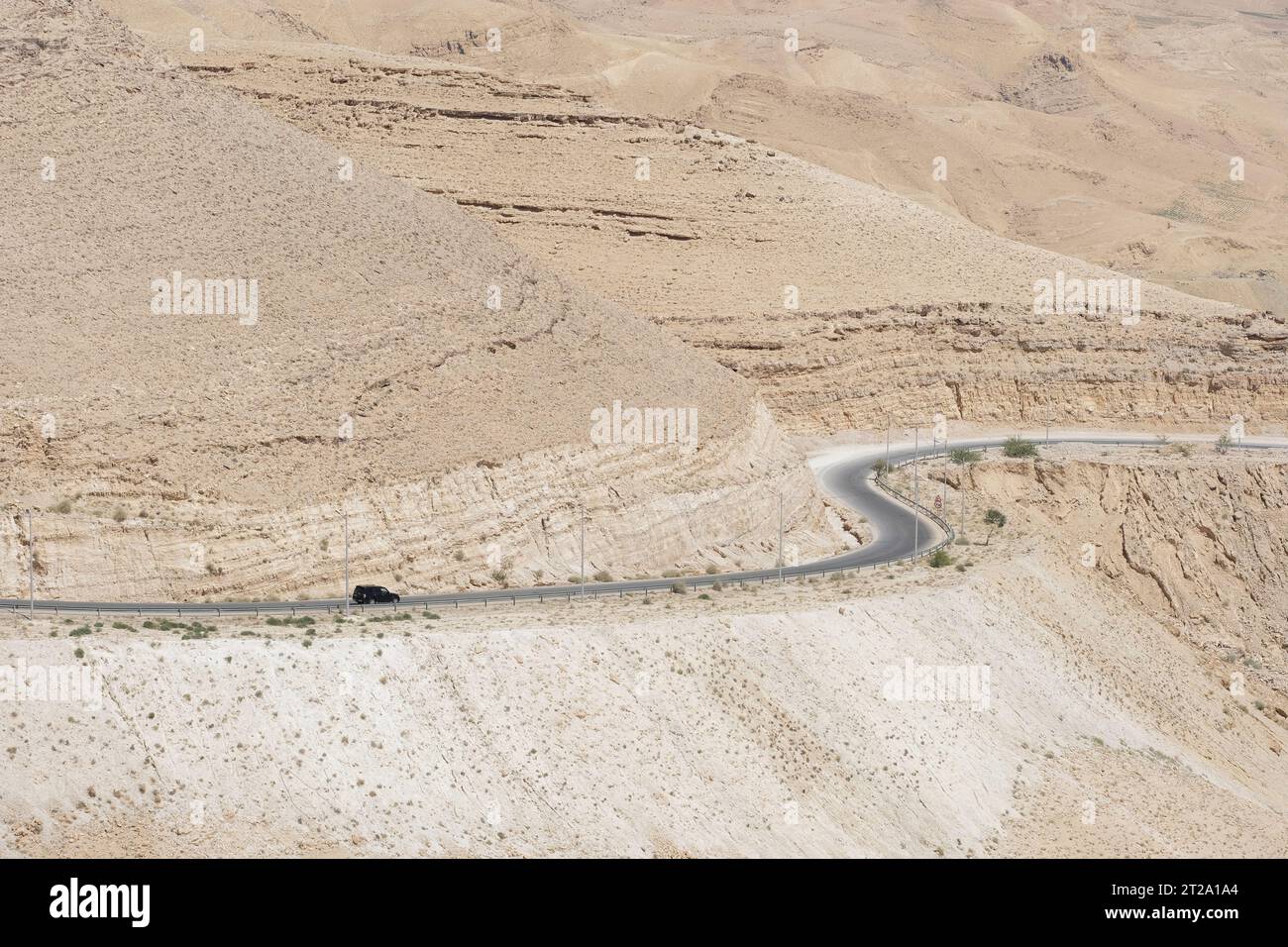 Car king's highway jordan hi-res stock photography and images - Alamy