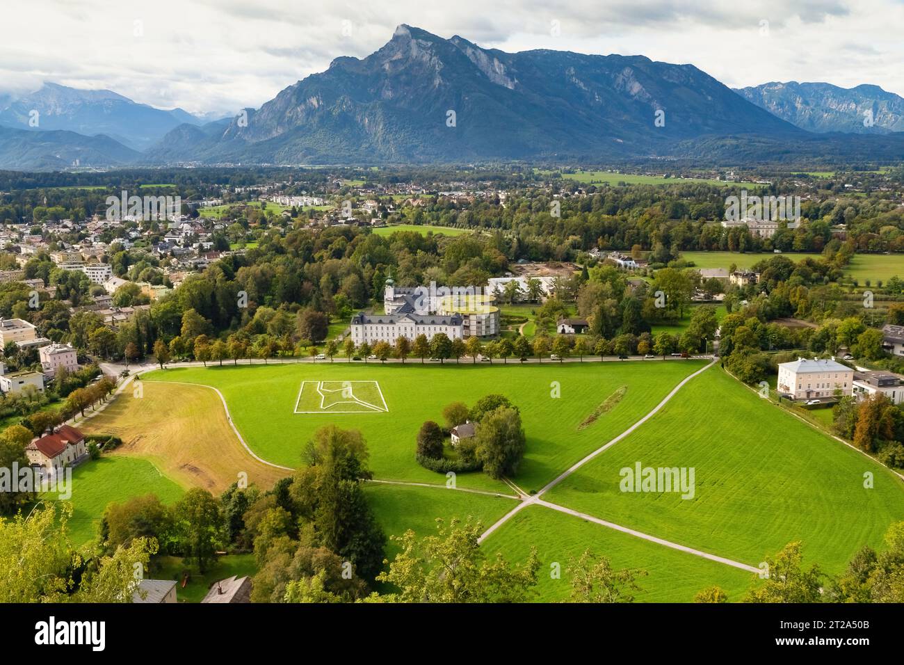 Fiume centro nord hi-res stock photography and images - Alamy