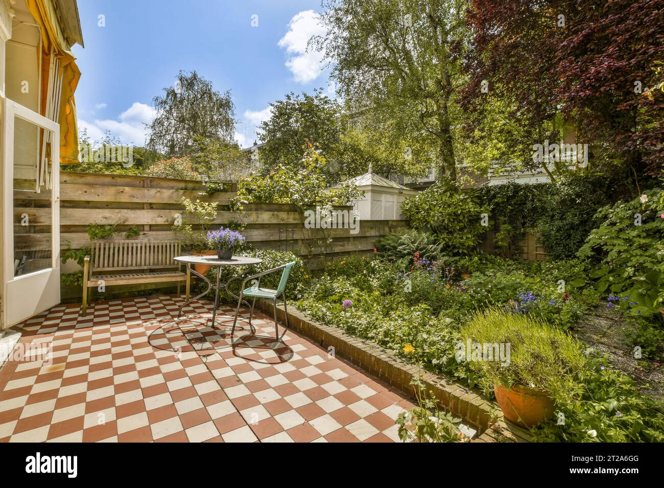 Checkered patio hi-res stock photography and images - Alamy