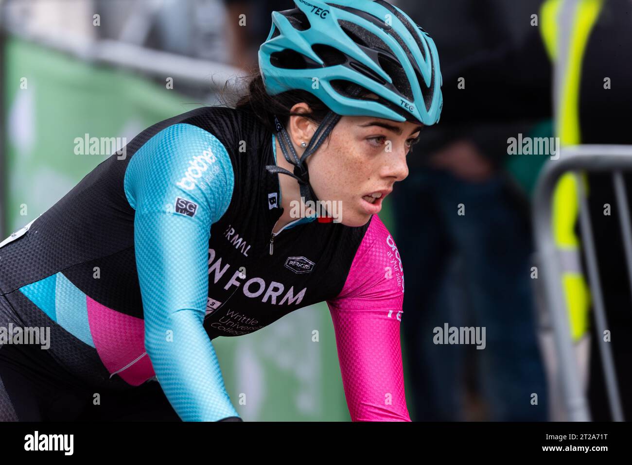 Anna Henderson of Team OnForm racing in the elite women's 2018 OVO ...