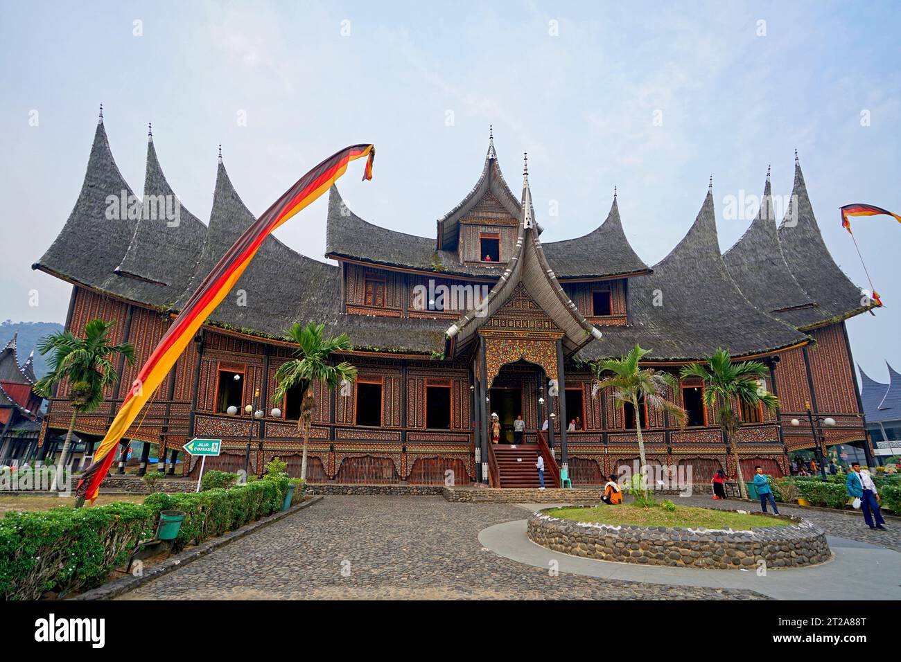 Istana pagaruyung hi-res stock photography and images - Alamy