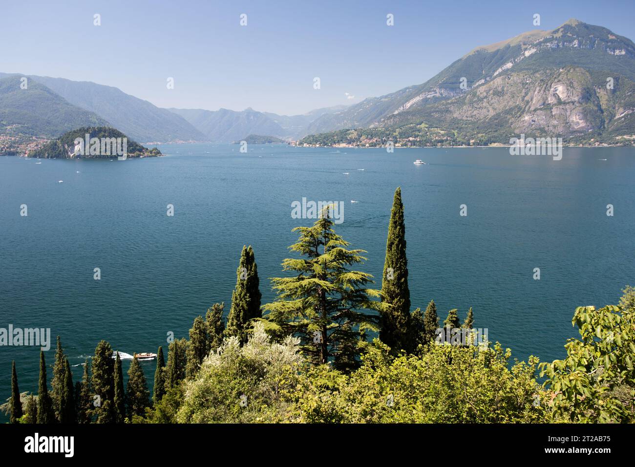 Sightseeing in Lake Como, Italy Stock Photo - Alamy