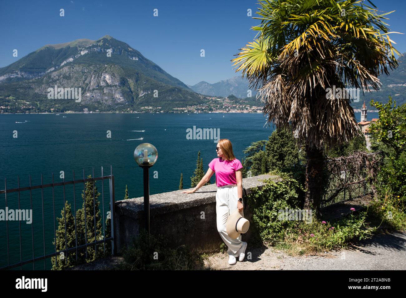 Sightseeing in Lake Como, Italy Stock Photo - Alamy