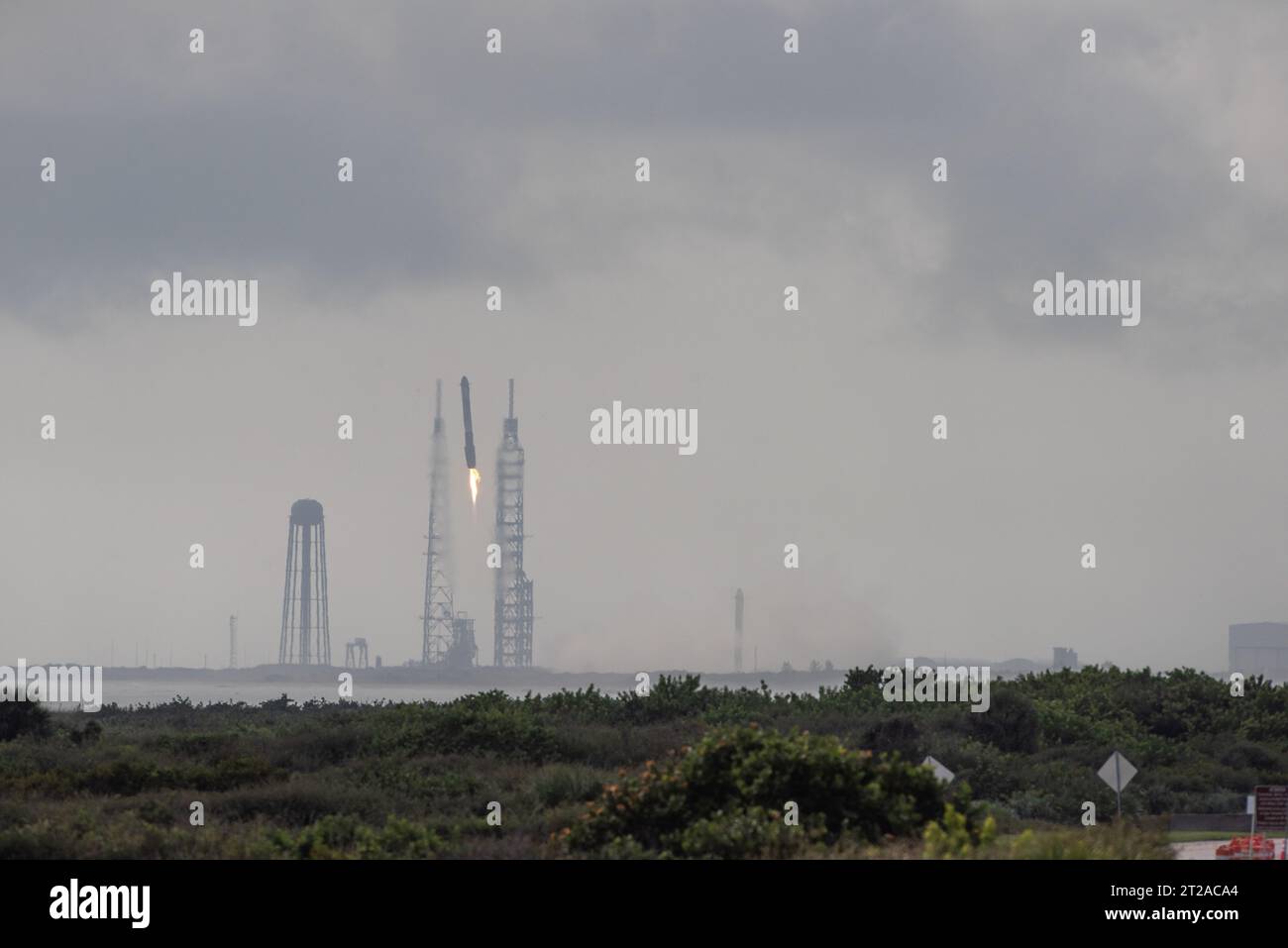 Psyche Liftoff. NASA’s Psyche spacecraft, atop a SpaceX Falcon Heavy ...