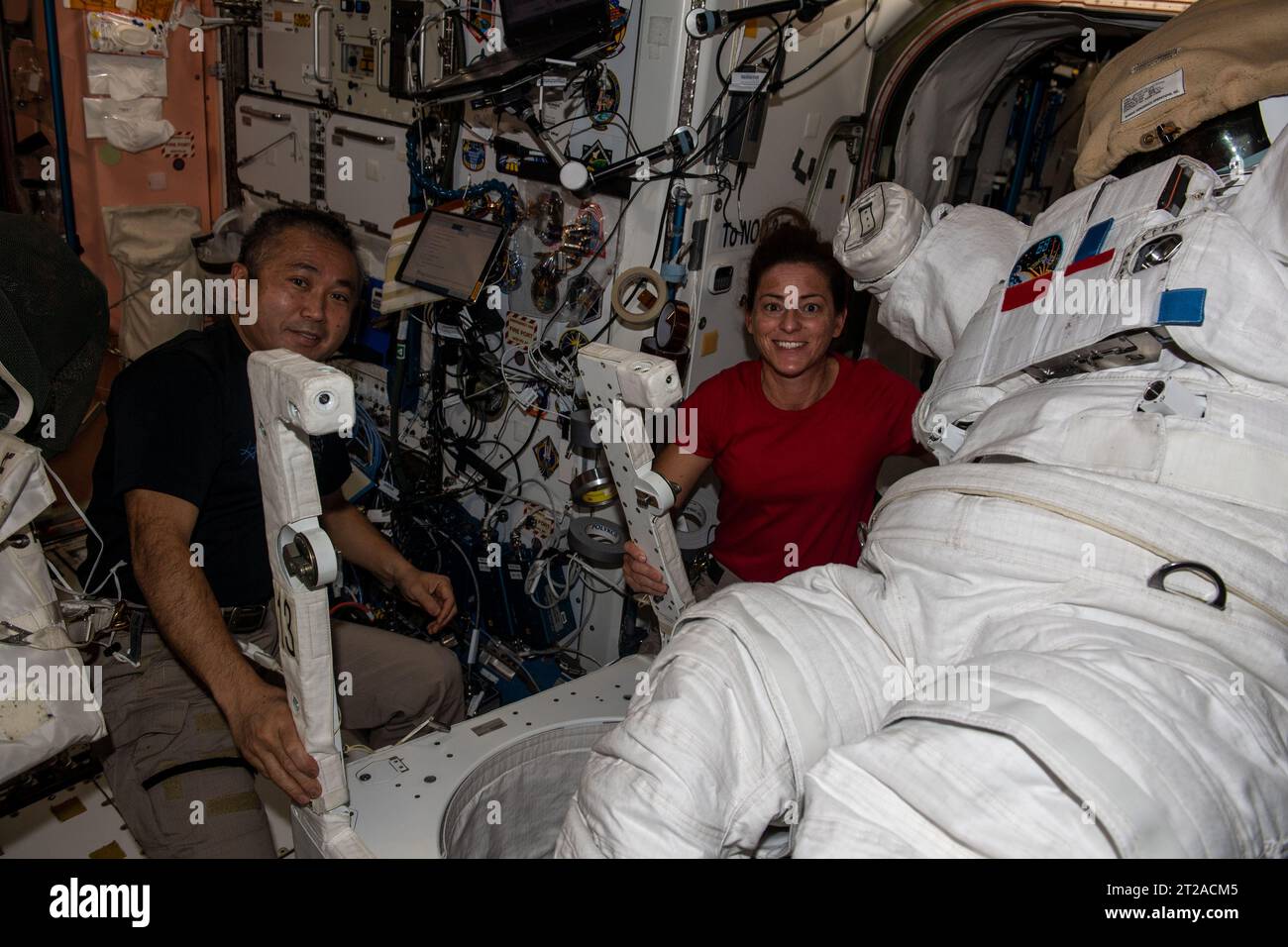 Emu exploration hi-res stock photography and images - Alamy