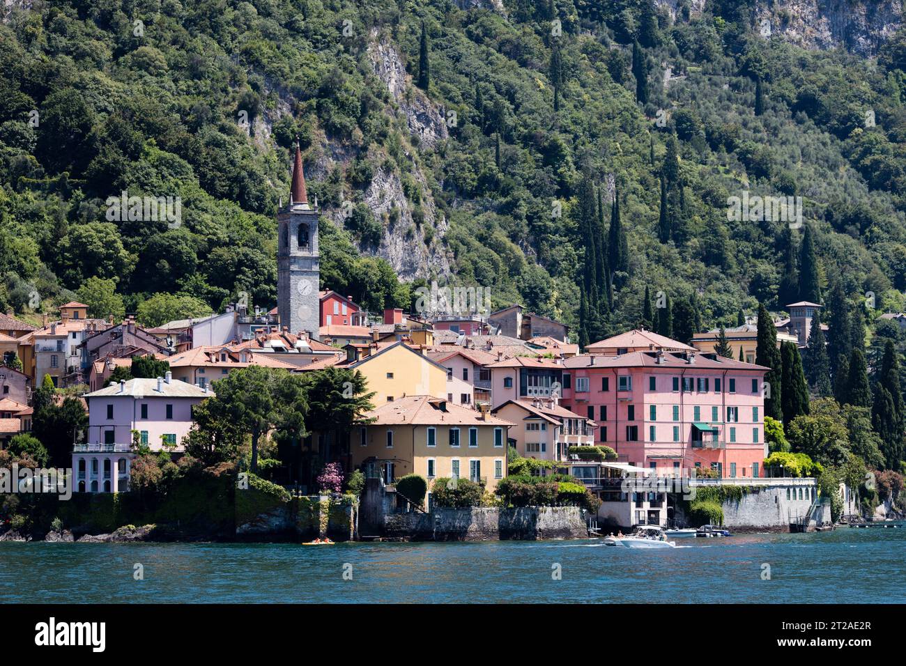 Sightseeing in Lake Como, Italy Stock Photo - Alamy