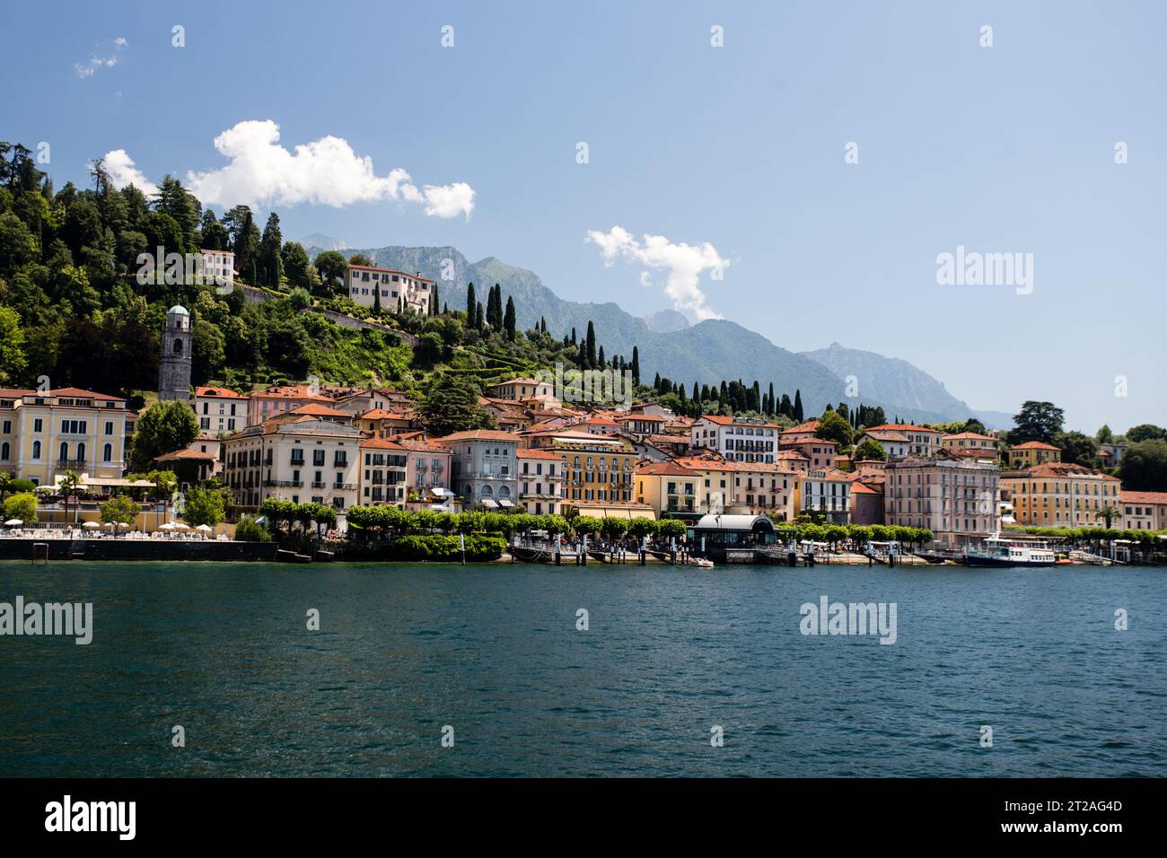 Sightseeing in Lake Como, Italy Stock Photo - Alamy