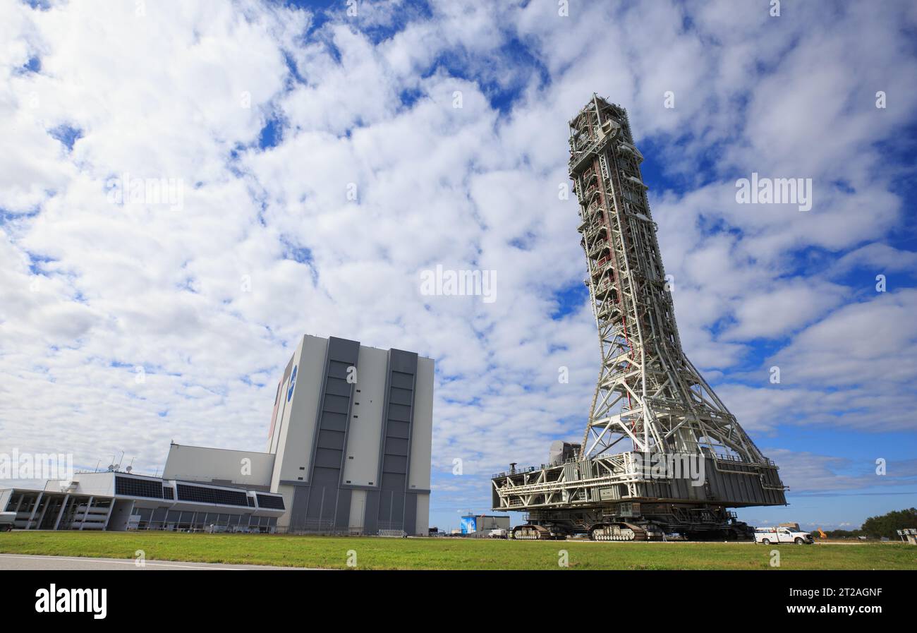 Sls _crawlerway hi-res stock photography and images - Alamy
