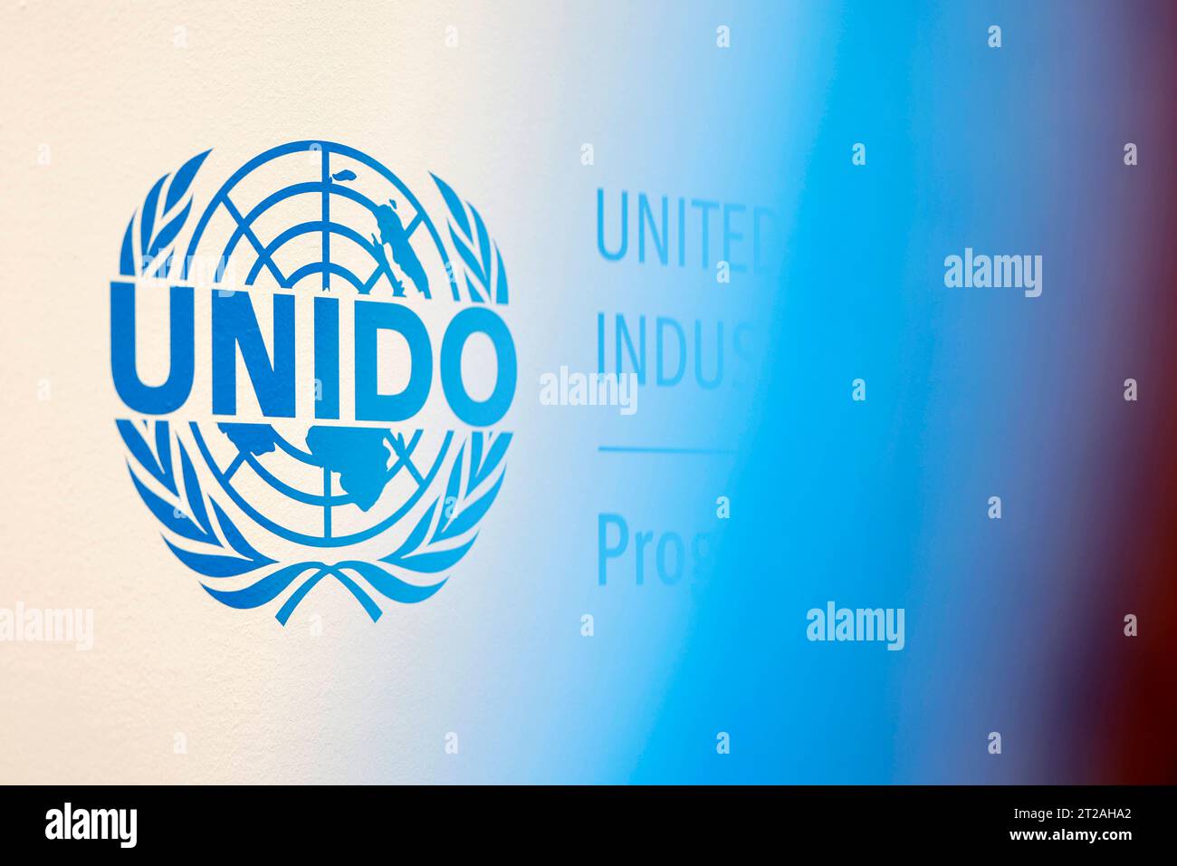 Das Logo von UNIDO, der Organisation der Vereinten Nationen für industrielle Entwicklung, auf ...