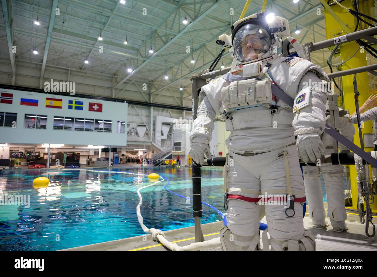 . jsc2023e005877 (Jan. 31, 2023) --- NASA astronaut and SpaceX Crew-8 ...