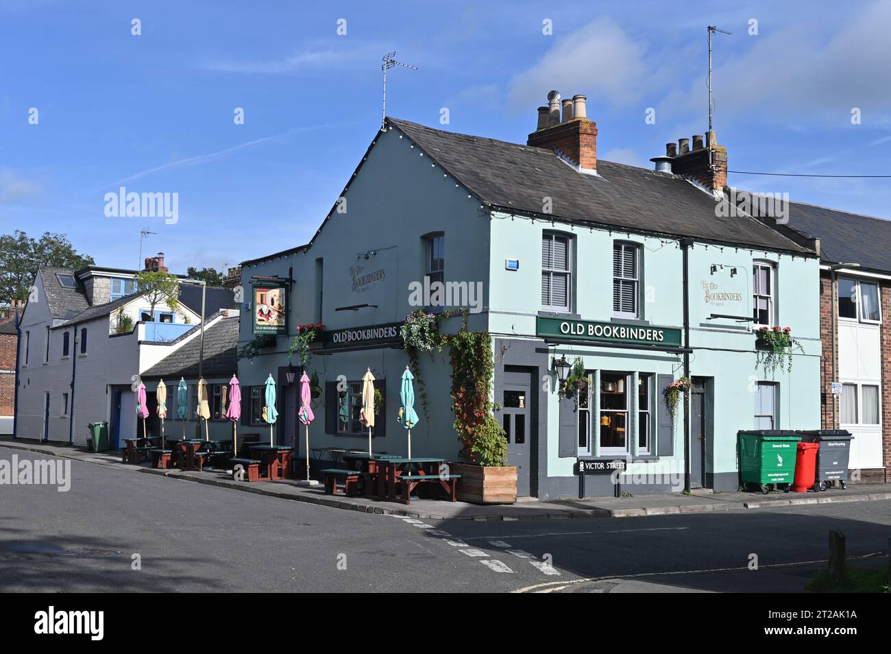 The old Bookbinders public house, Victor Street, Oxford Stock Photo - Alamy