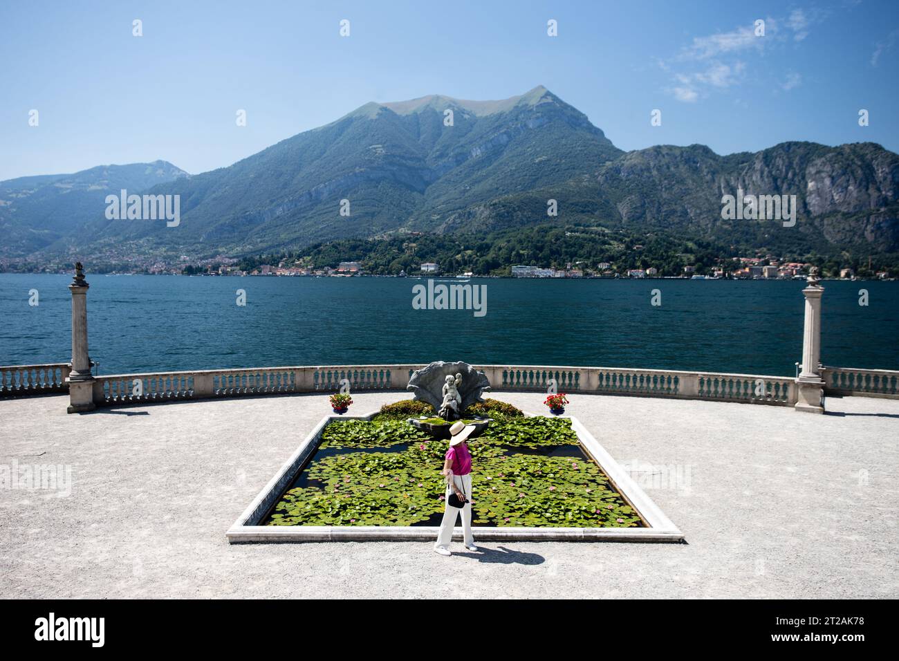 Sightseeing in Lake Como, Italy Stock Photo - Alamy