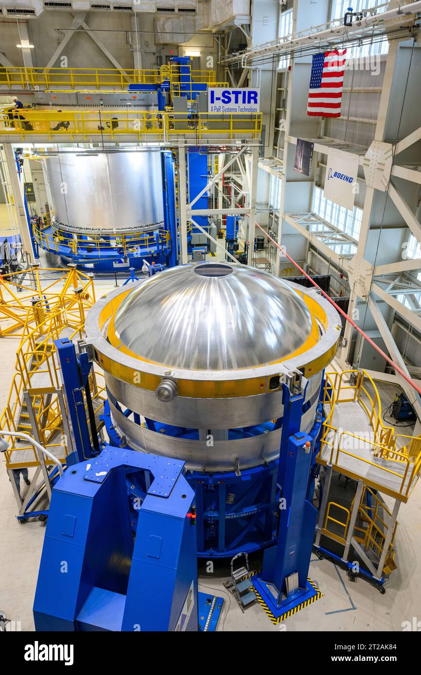 Technicians at NASA’s Michoud Assembly Facility installed the liquid ...