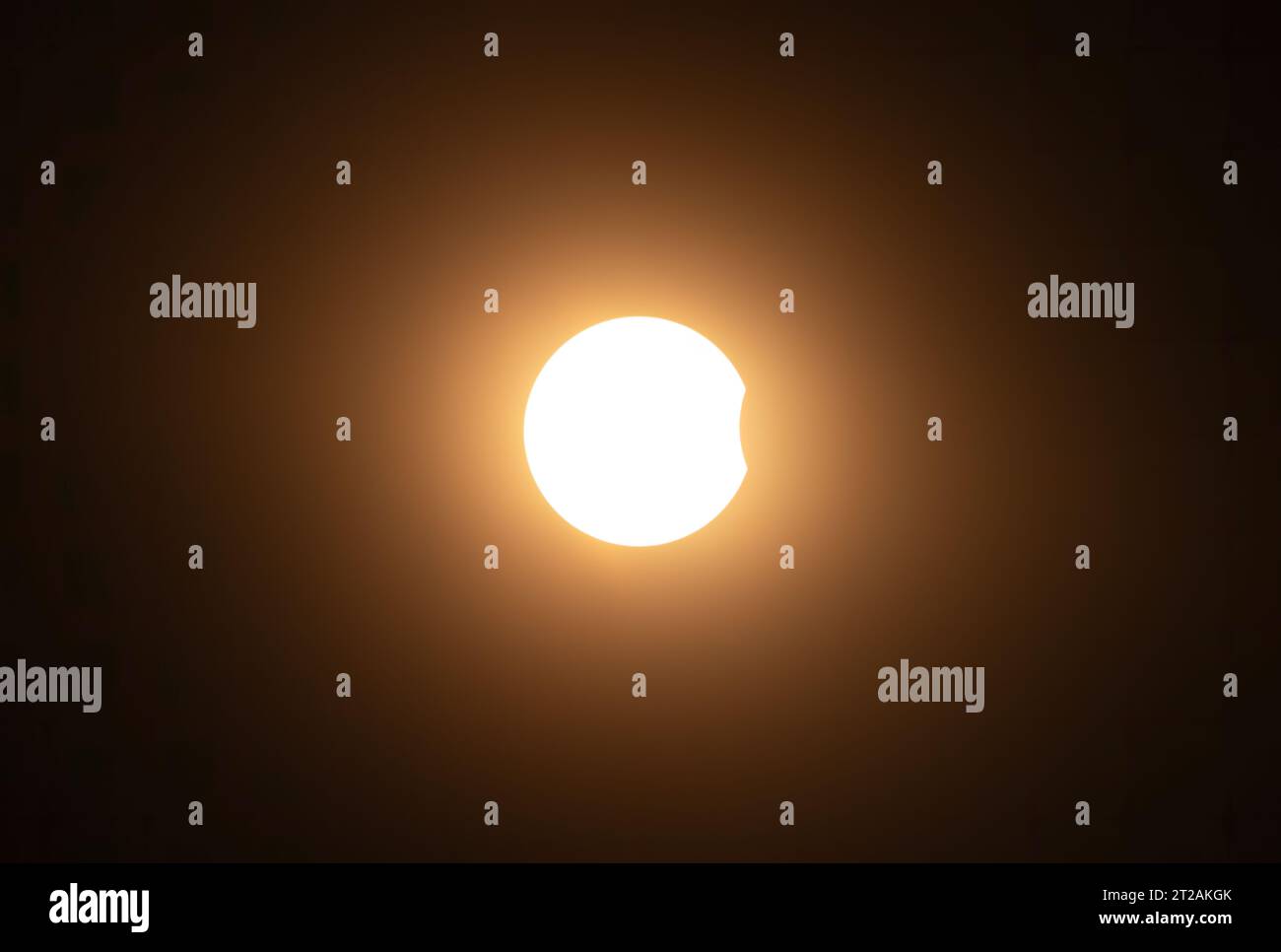 Partial Annular Solar Eclipse - October 14, 2023, Kanata, Ontario ... Partial Annular Solar Eclipse - October 14, 2023, Kanata, Ontario ...