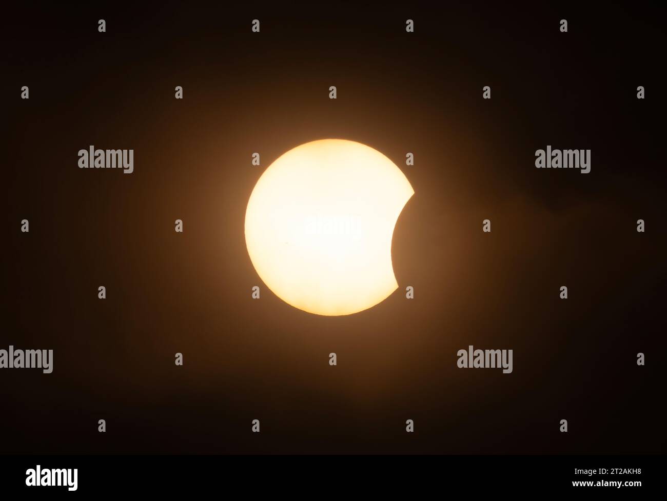Partial Annular Solar Eclipse - October 14, 2023, Kanata, Ontario ... Partial Annular Solar Eclipse - October 14, 2023, Kanata, Ontario ...