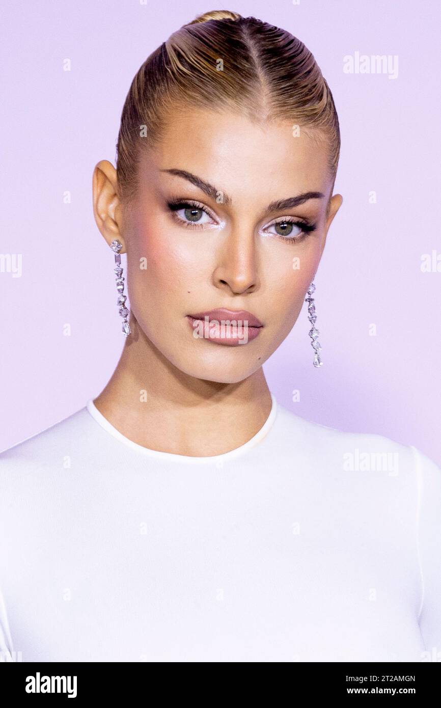 Jessica Goicoechea attended ELLE Cancer Ball Photocall at the Royal ...