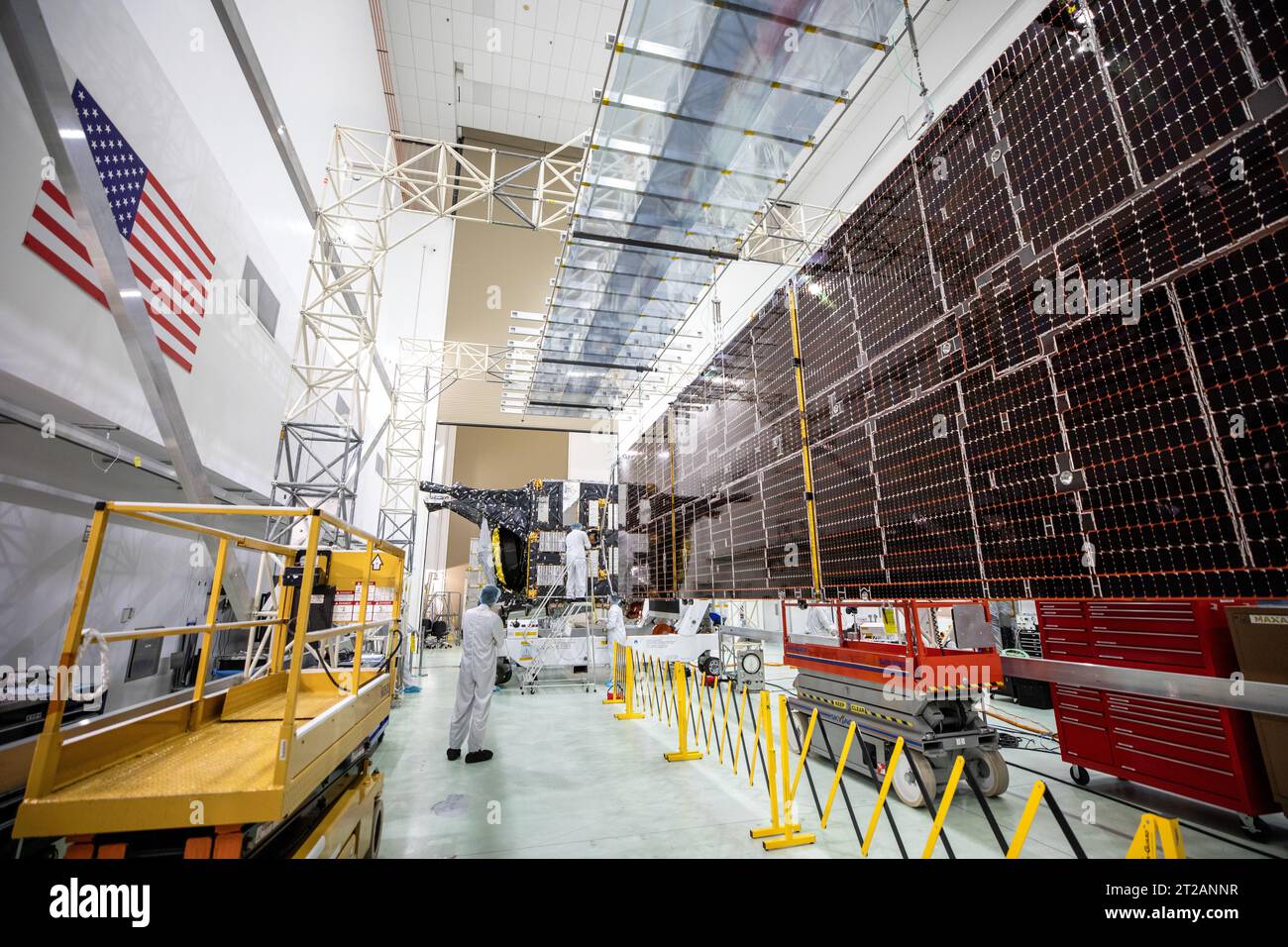 Solar array walkout hi-res stock photography and images - Alamy