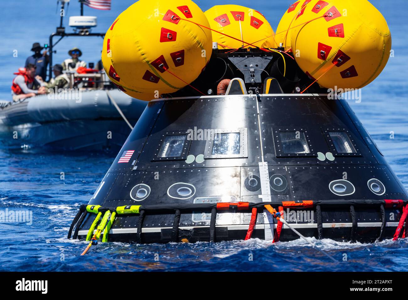 Orion underway recovery test 2 hi-res stock photography and images - Alamy