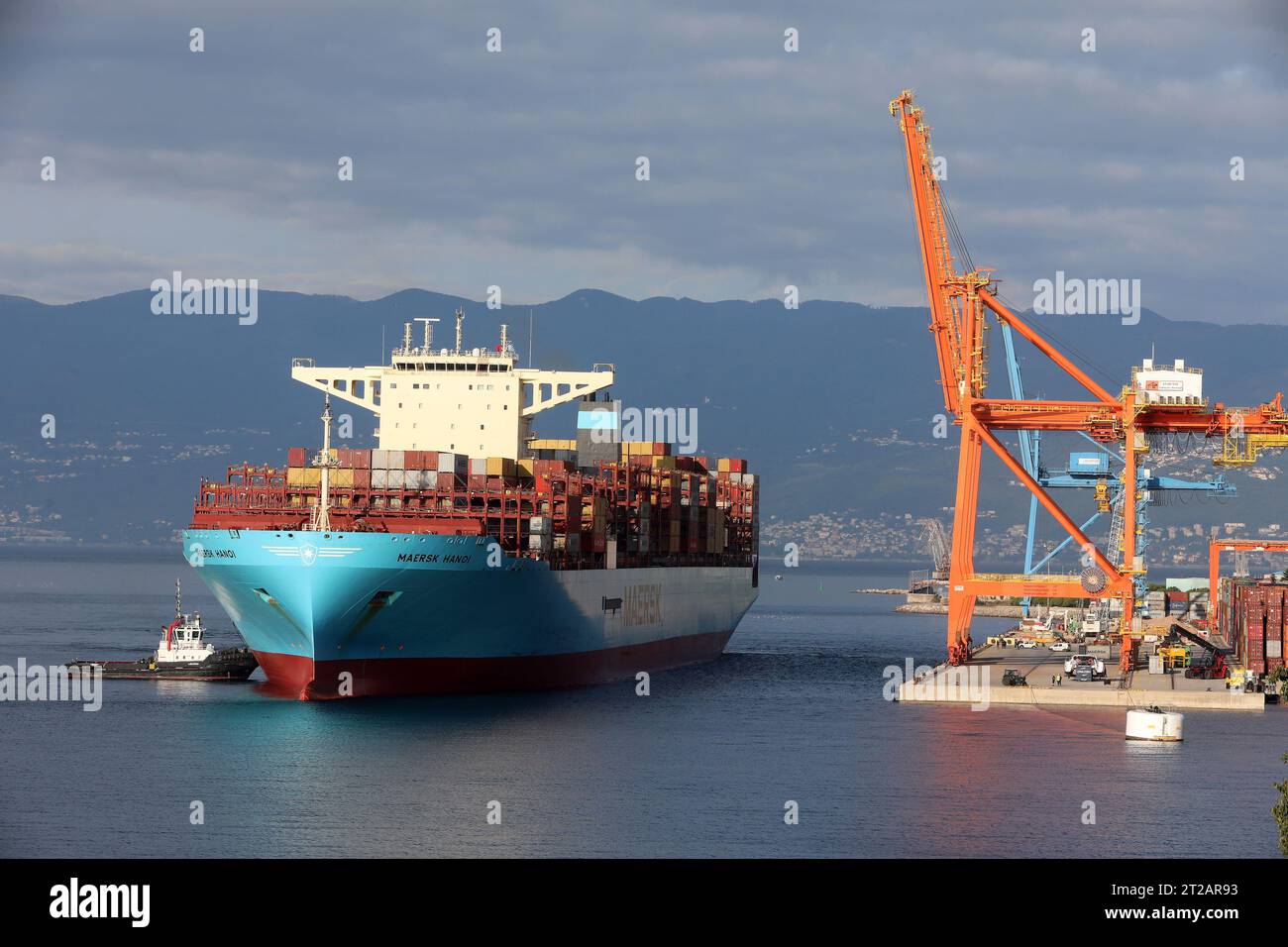 Vessel Maersk Hanoi arriving to the container terminal of the port of ...