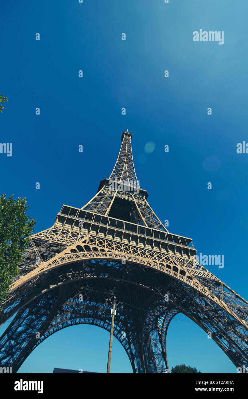 Eiffel Tower Spring Season Stock Photo - Alamy