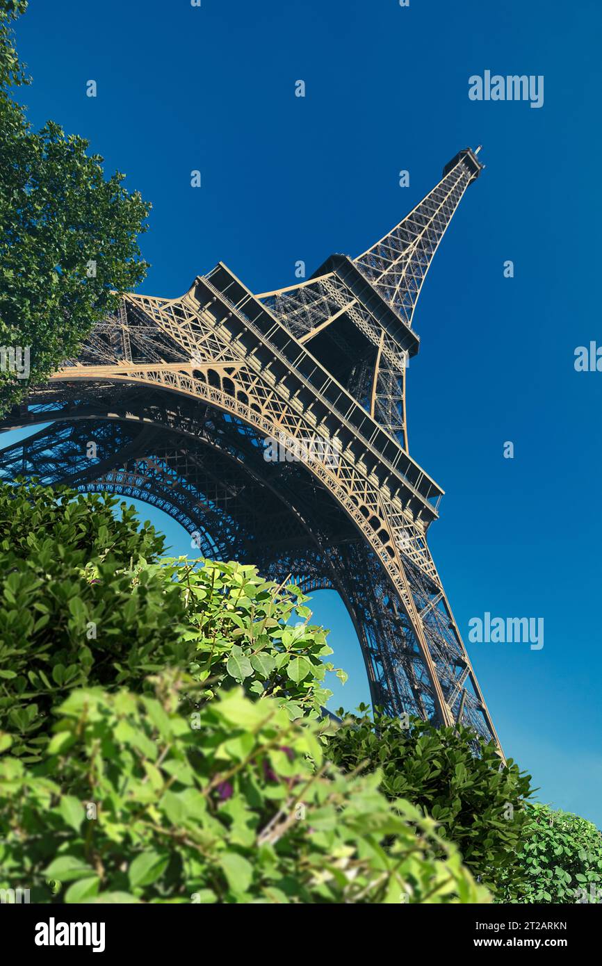 Eiffel Tower Spring Season Stock Photo - Alamy