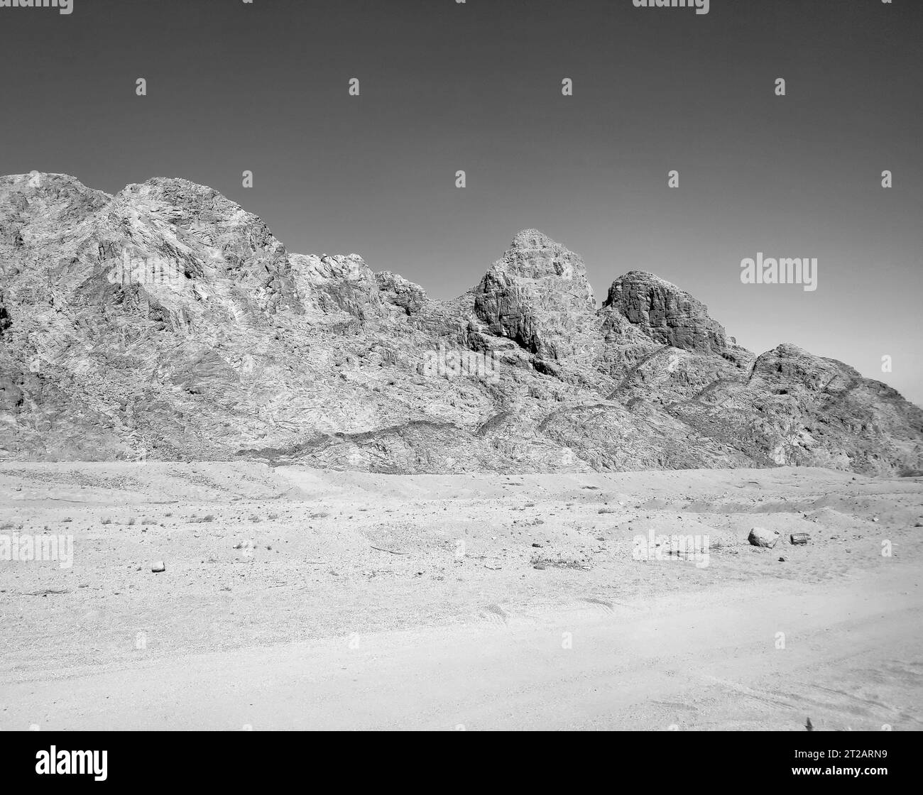 Empty road mountains sea Black and White Stock Photos & Images - Alamy