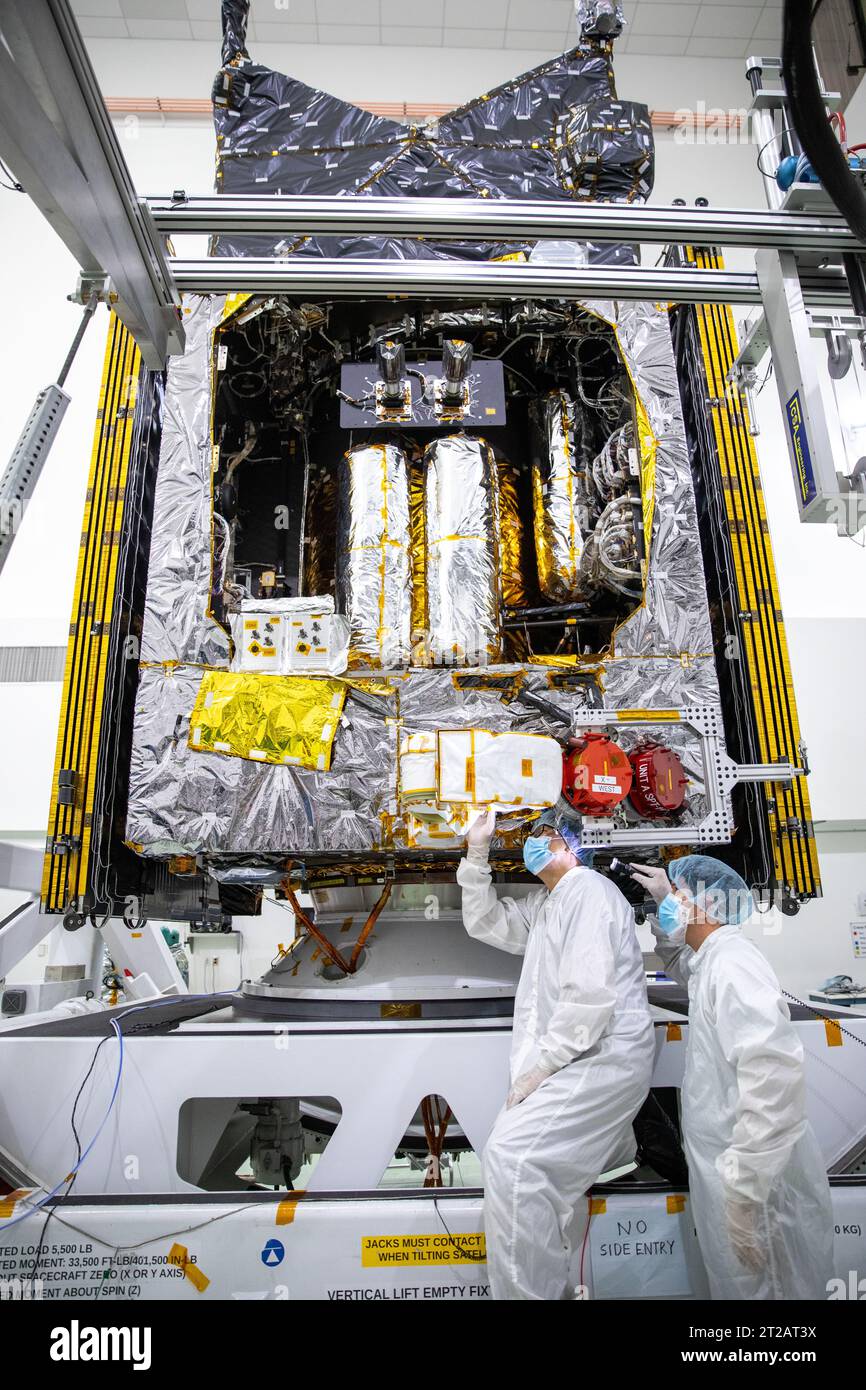 NASA's Psyche DAPM Deployment and Stow for Launch. A team of engineers ...