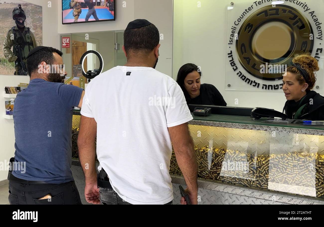 Israeli civilians attend the shop of Caliber 3 training facility, which ...