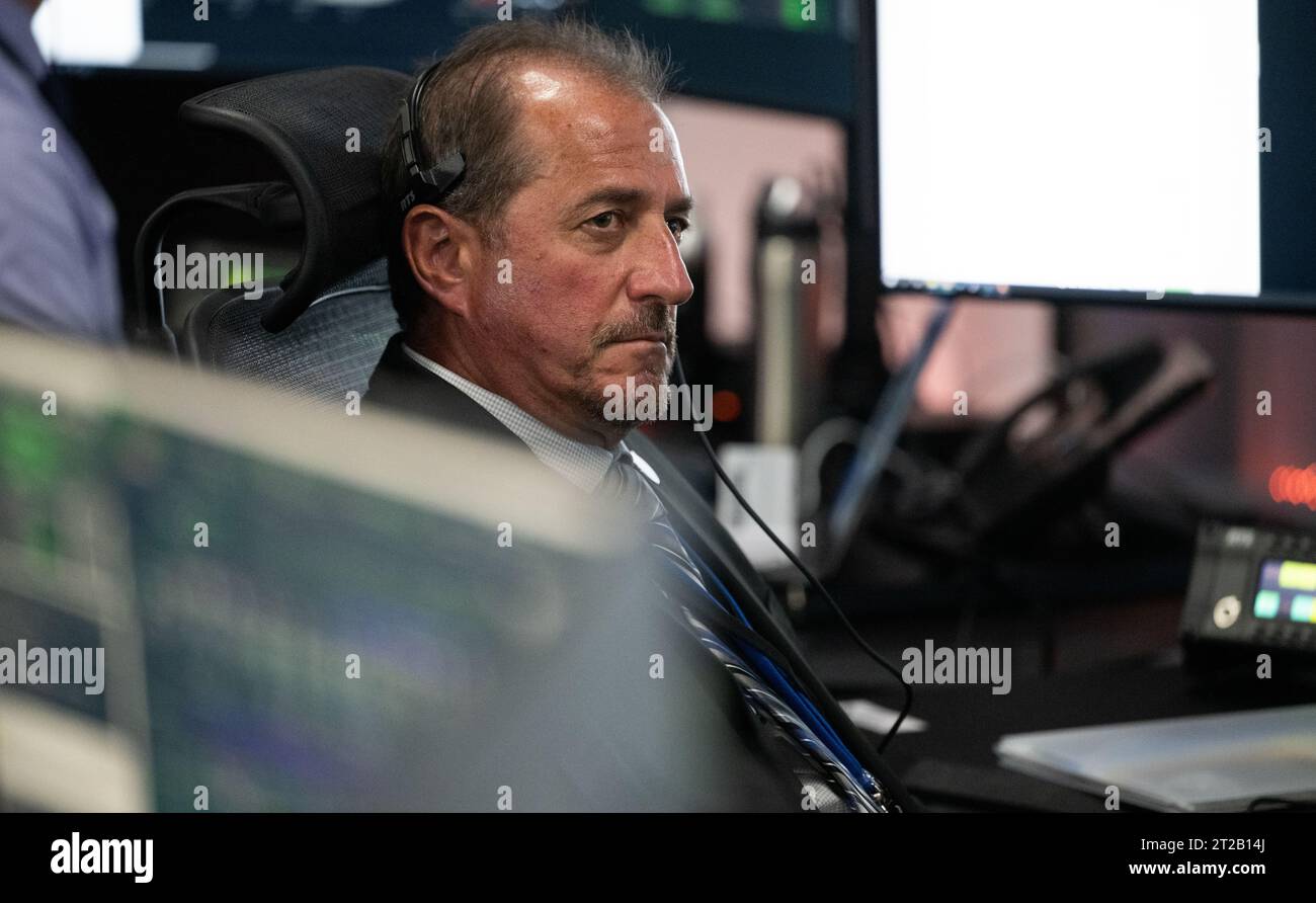 Joseph pellicciotti hi-res stock photography and images - Alamy