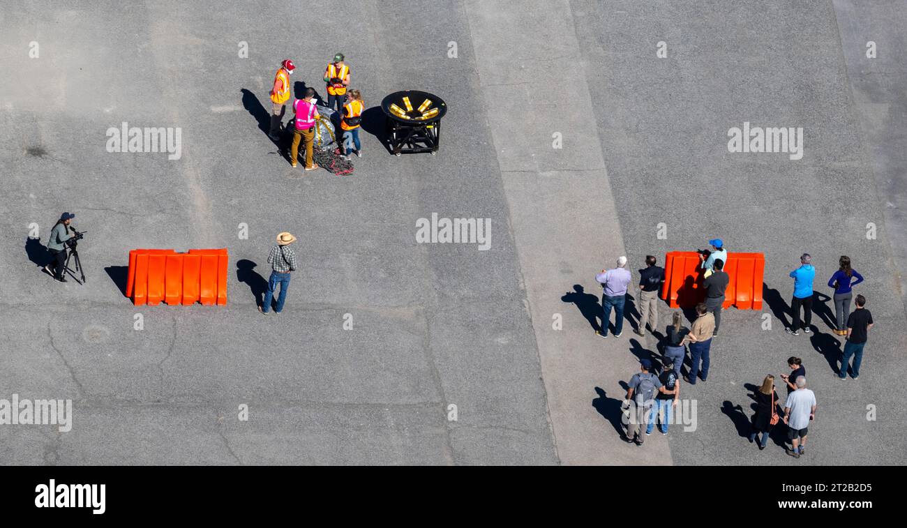OSIRIS-REx Sample Return Training. Recovery teams participate in field ...