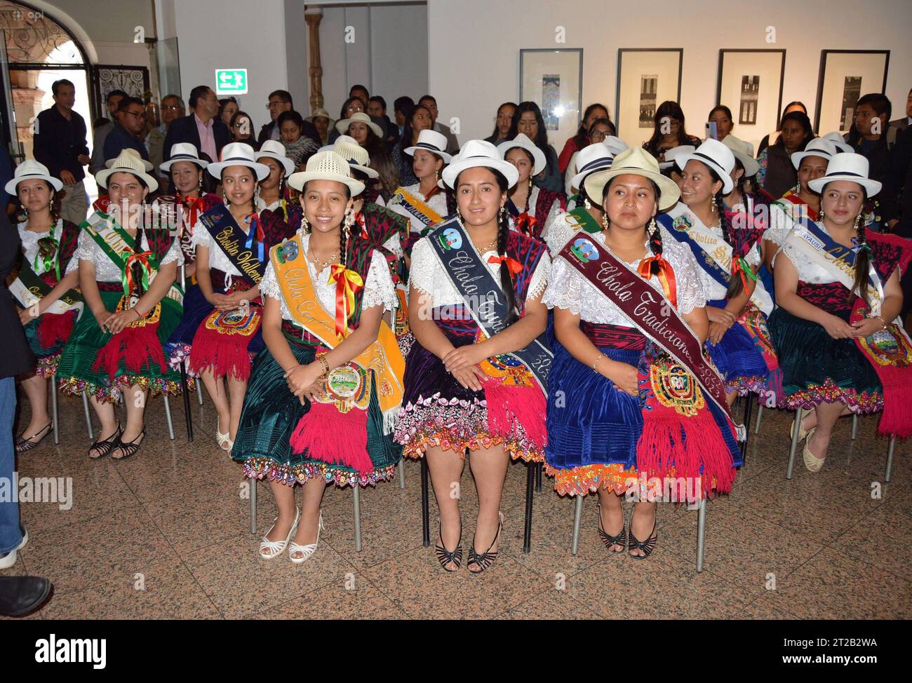CUENCA-PRESENTACION-CANDIDATAS-CHOLA CUENCANA Cuenca, Ecuador 18 de ...