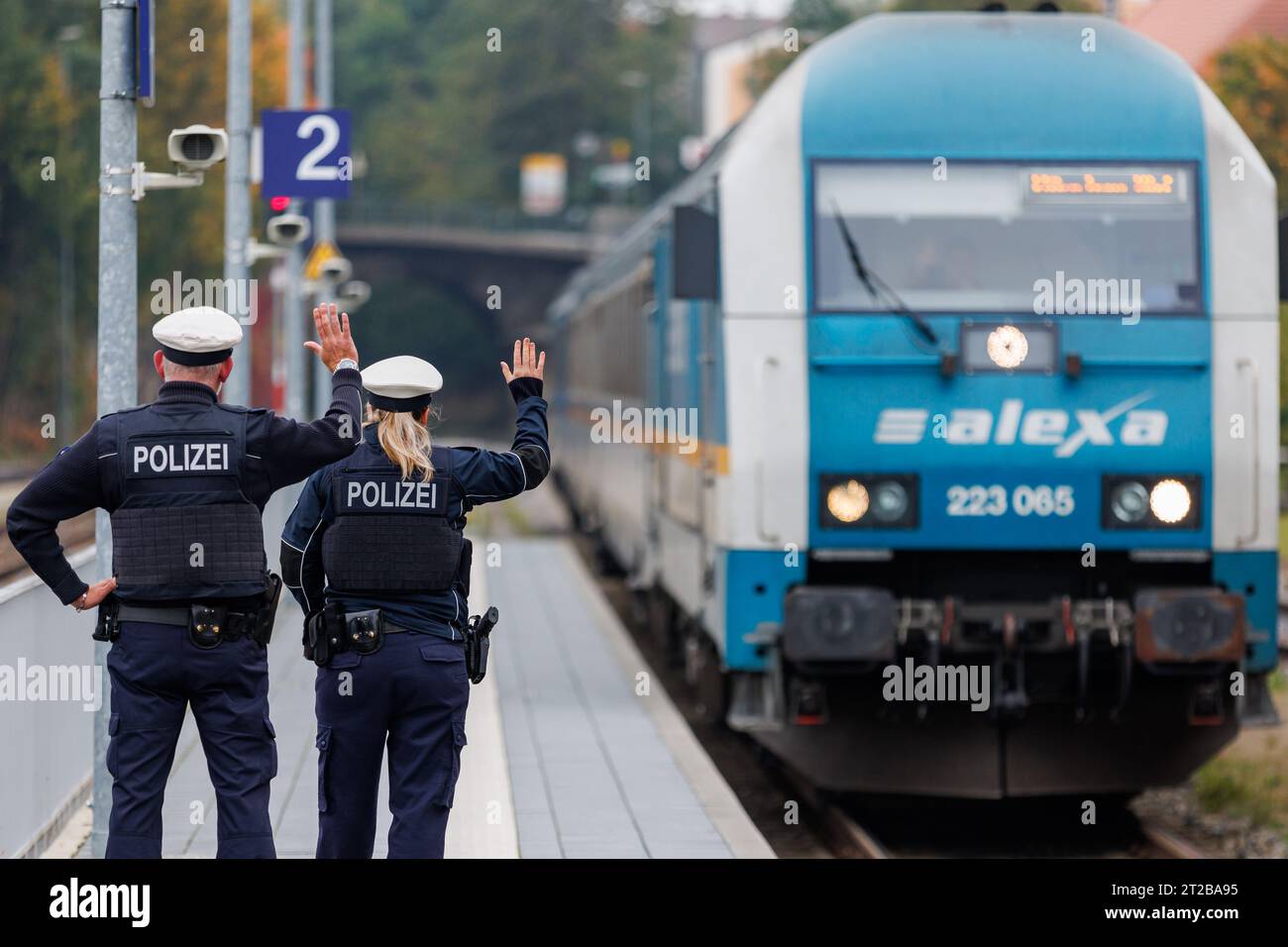 Traffic police hand signal hi-res stock photography and images - Alamy