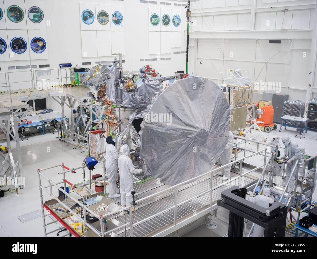 . Europa Clipper's High-Gain Antenna Installed. Engineers and ...