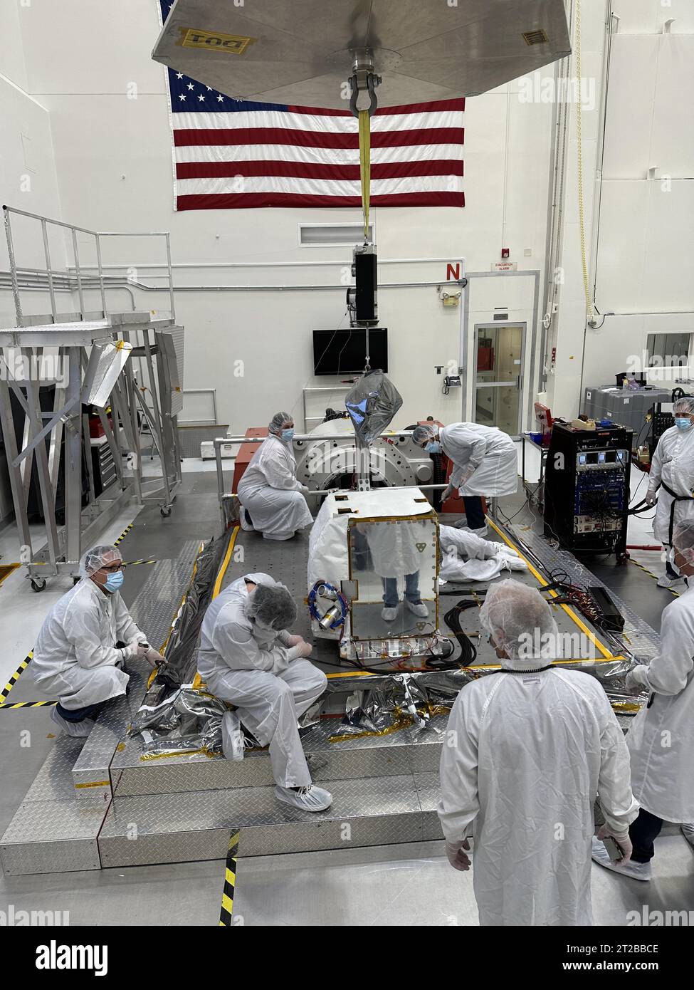 Imaging spectrometer hi-res stock photography and images - Alamy