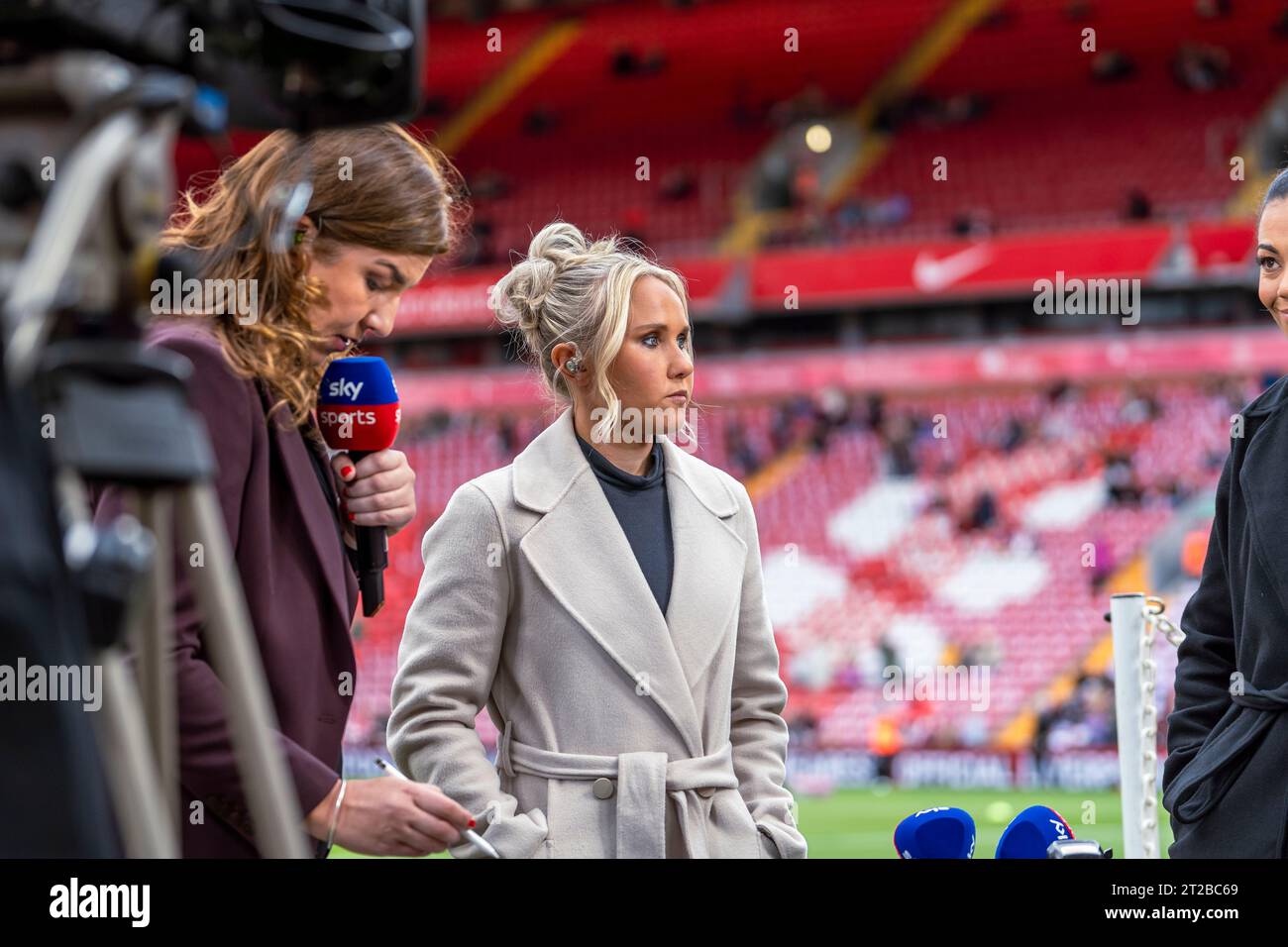 Liverpool FC v Everton FC - Barclays Women's Super League LIVERPOOL ...