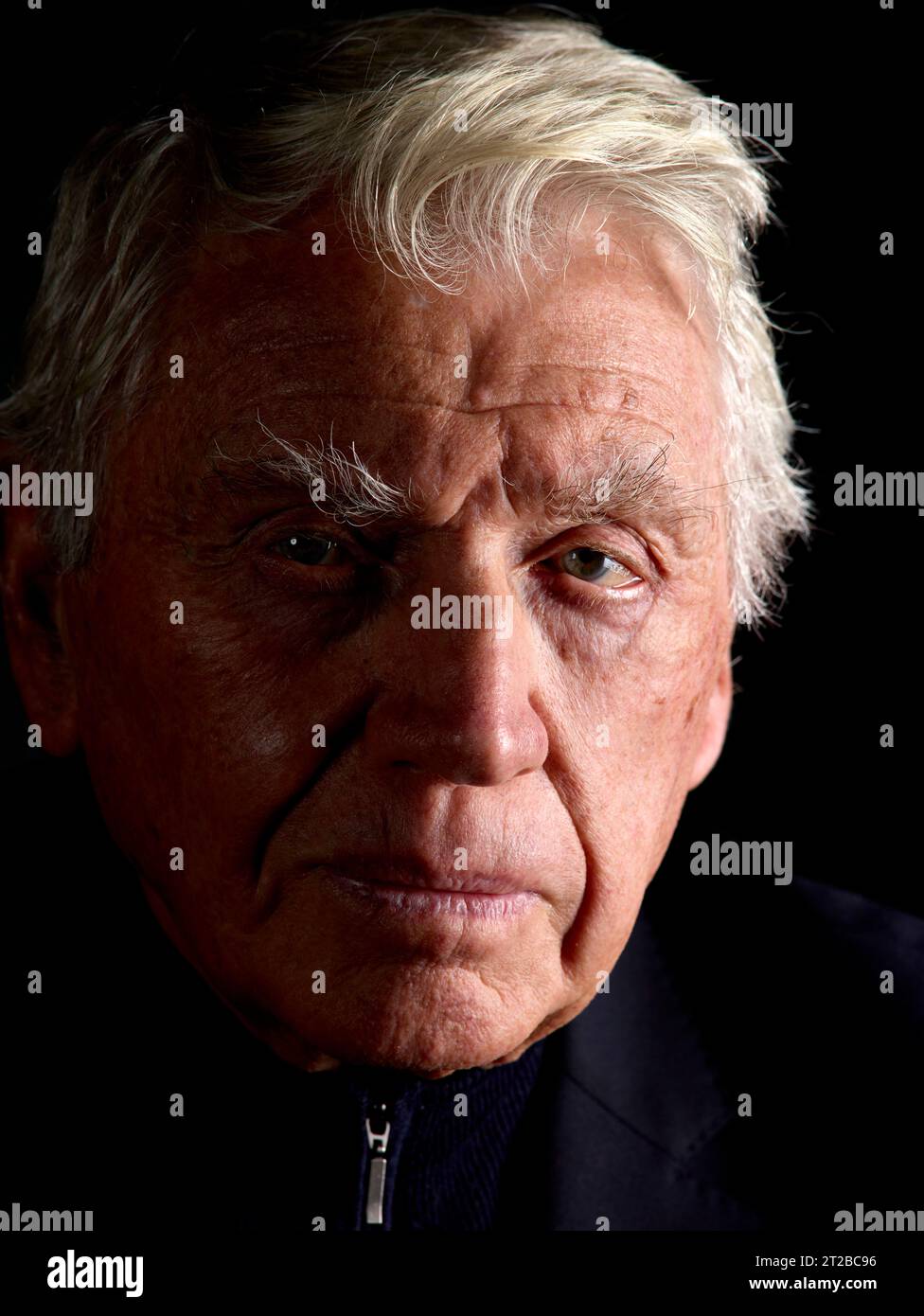 Don mccullin documentary photographer photo hi-res stock photography ...