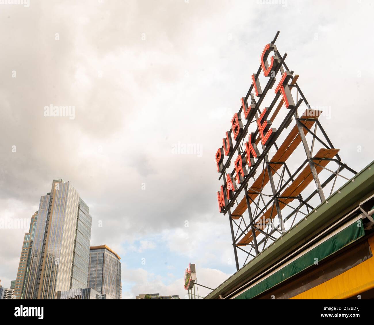 Public market seattle washington hi-res stock photography and images ...